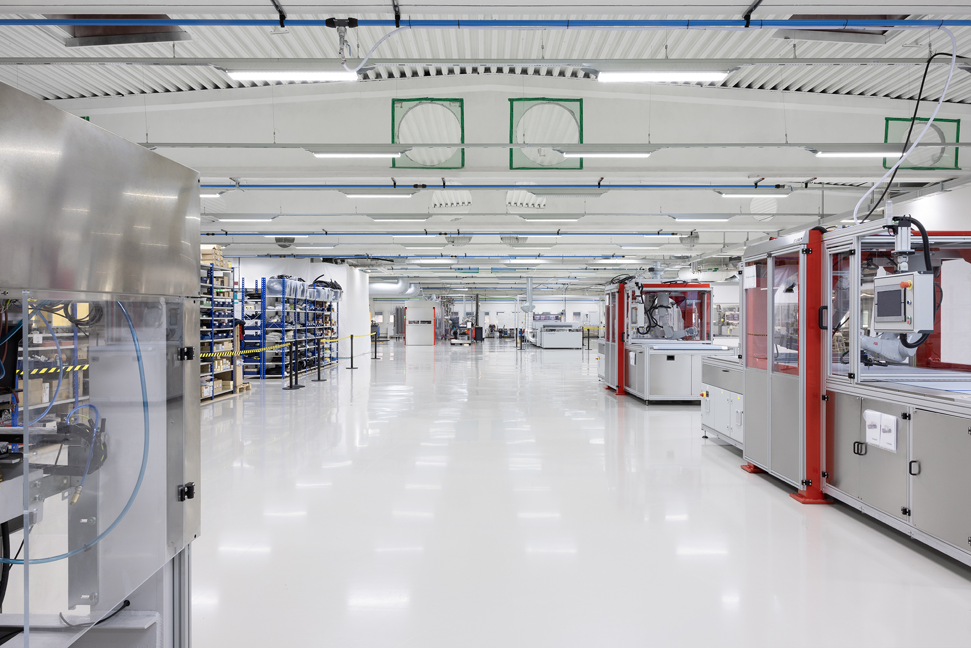 Industrial-Scale Production of Powerfoyle Solar Cells - Exeger